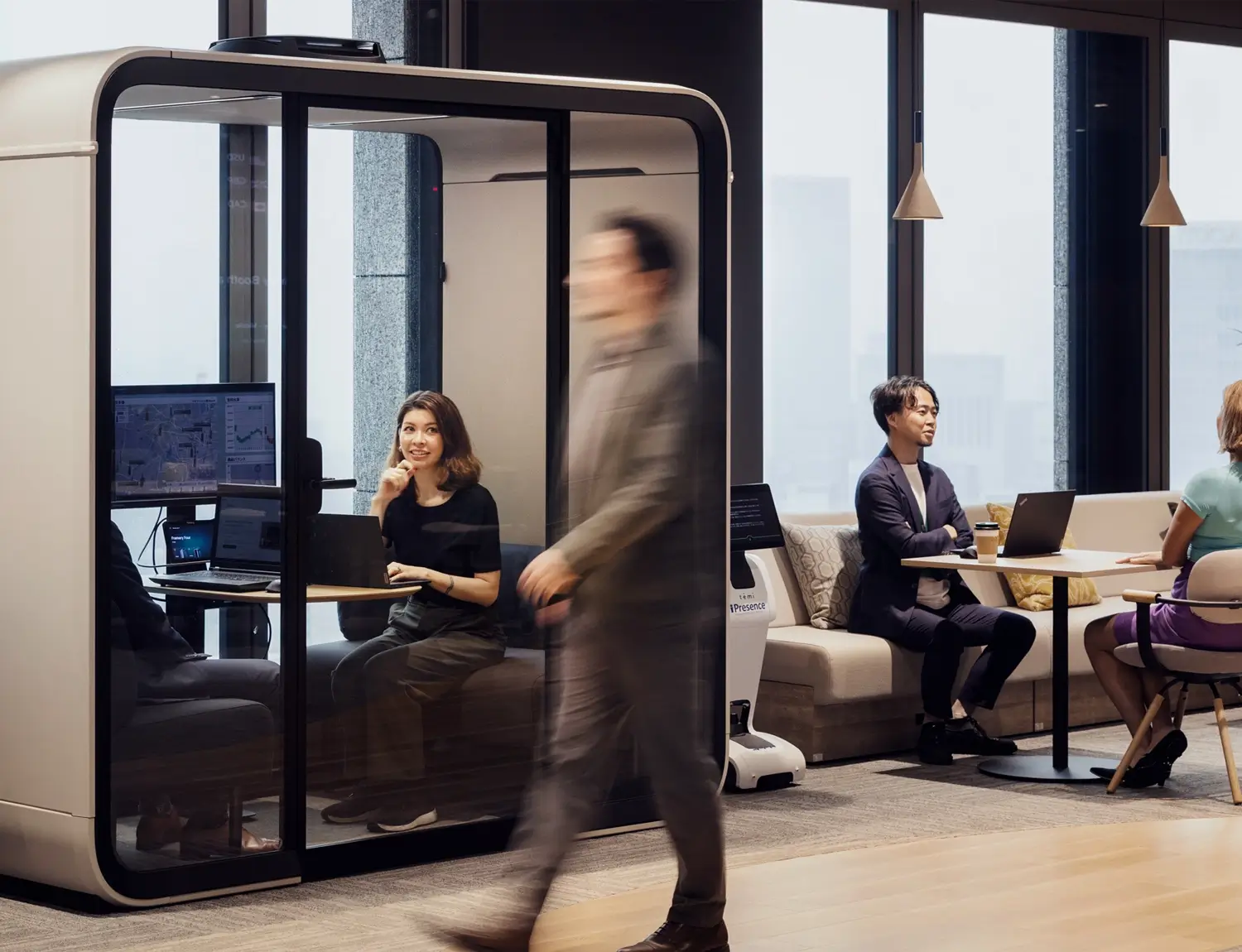 Work Pods – Creating Cooperative and Flexible Workspaces